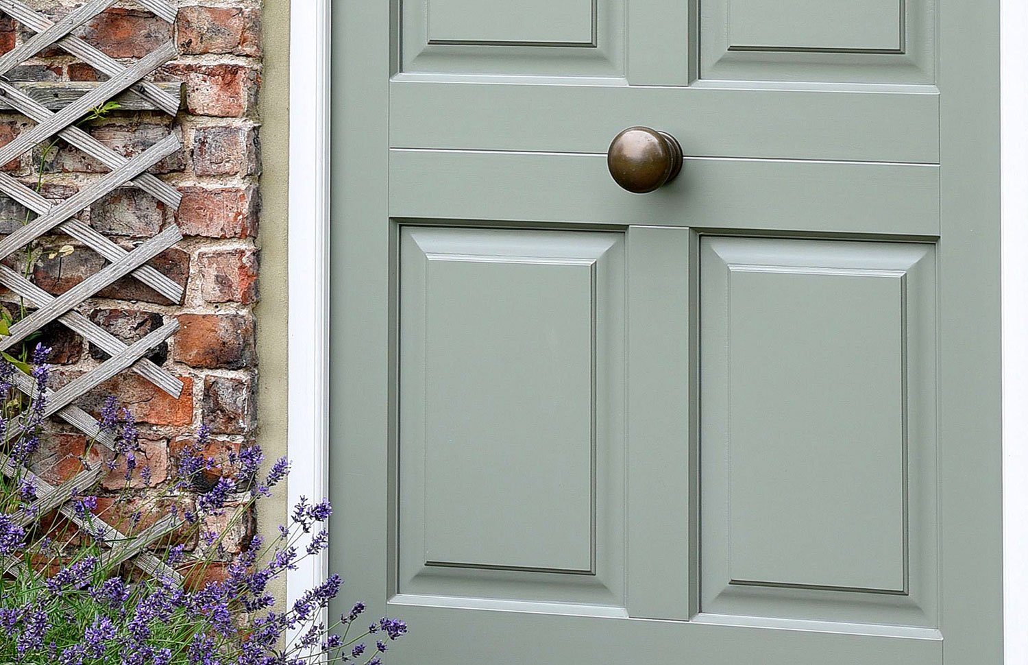 How to choose your exterior door furniture - The New Window Company